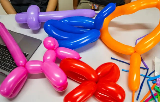 Balloon Sculpting - Art Jamming Singapore